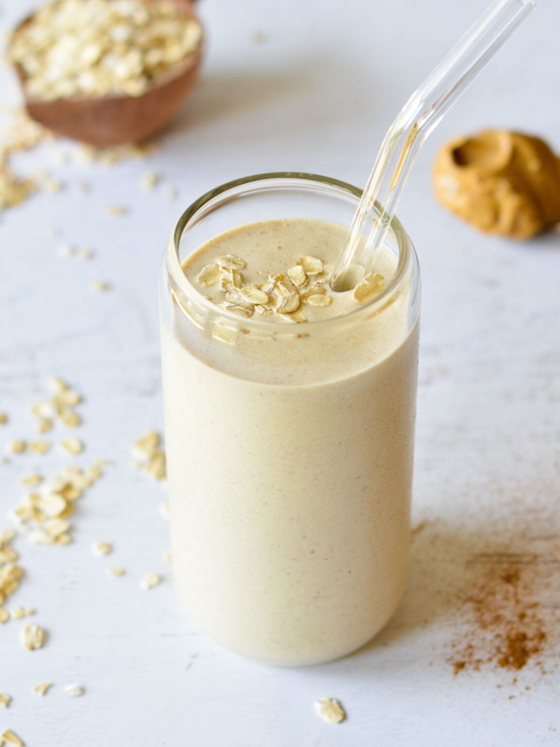 How to Add Raw Oats to Smoothies (with a recipe!) - Sip Sip Smoothie