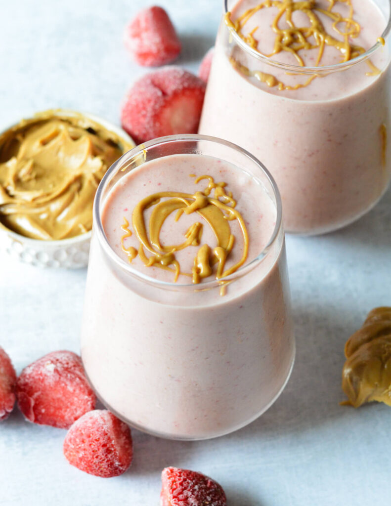 Nuts in Smoothies - The Ultimate Guide - Sip Sip Smoothie